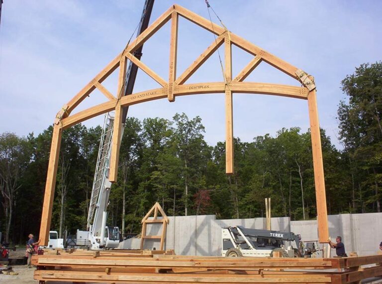Timber Frame Churches | Riverbend Church Framing